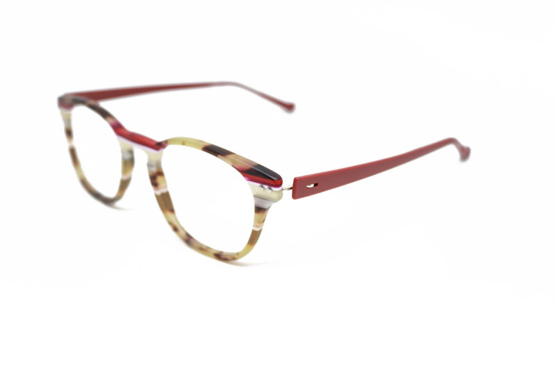 iGreen Eyewear | Designer Eyeglasses | Village Eyecare